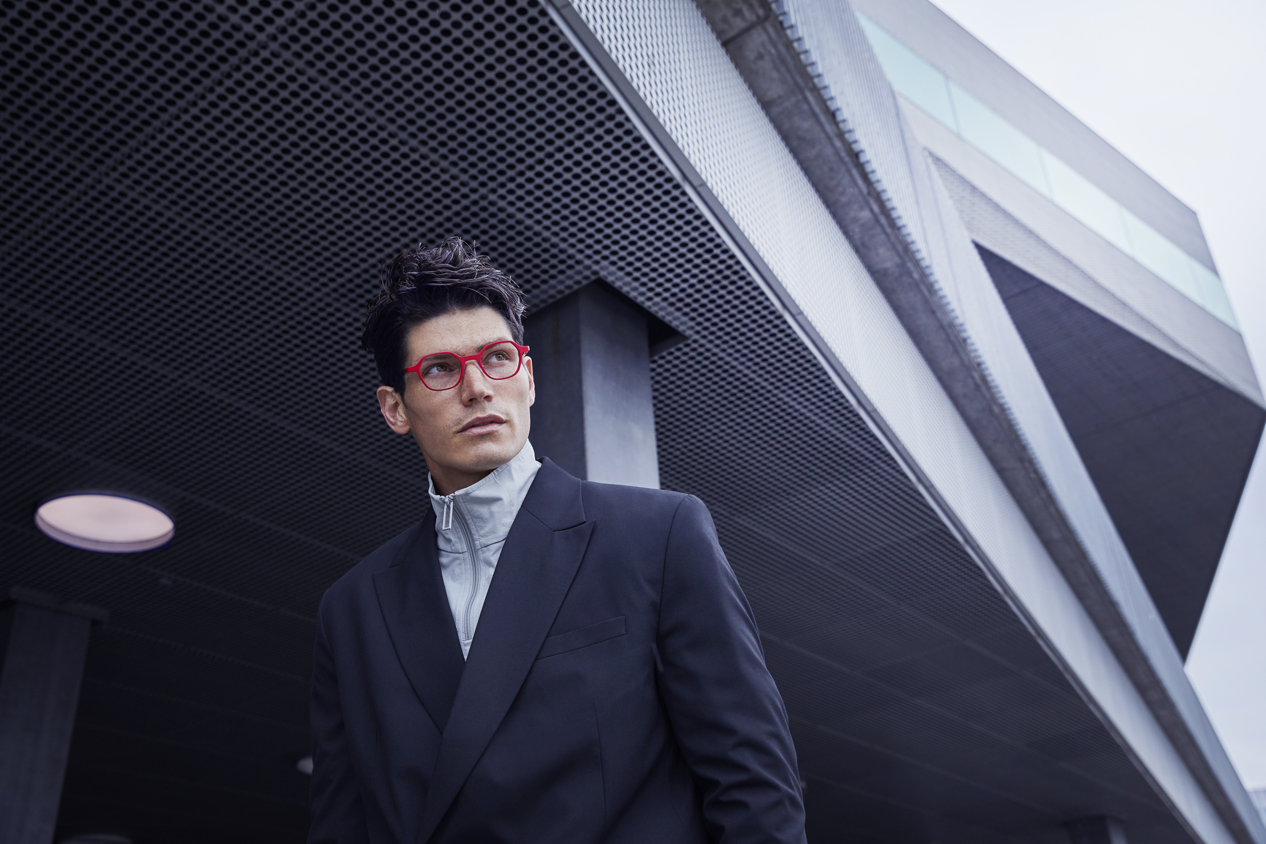 Dynamics and techniques. Bold and sophisticated. Welcome to ALIUM.